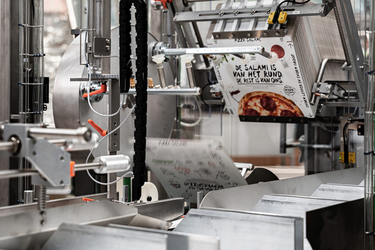 Packing Pizza with DIENST Packsystems GmbH
